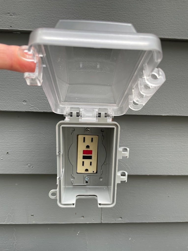 Importance of Ground Fault Circuit Interrupters in a Home | Plugz